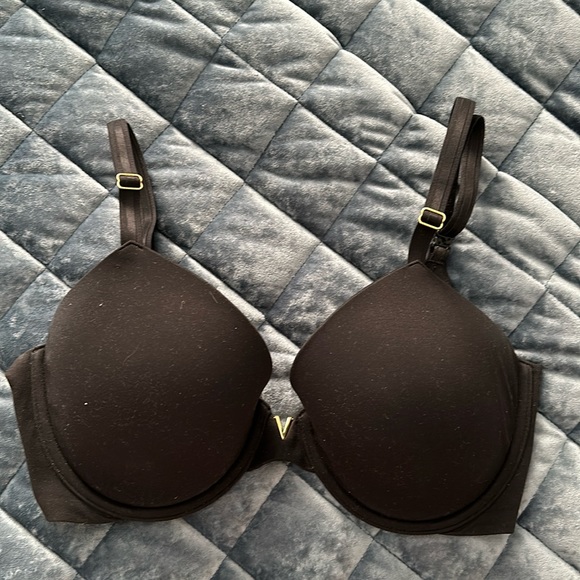 Victoria's Secret | Intimates & Sleepwear | Victorias Secret Smoothing ...